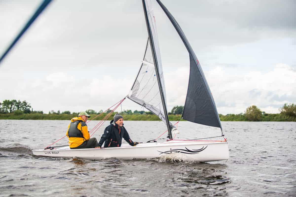 XP16 - Liteboat - Light, stable, easy rowing boats